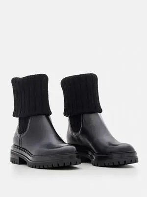 GIANVITO ROSSI Loafers - Black