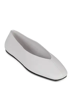 Square Toe