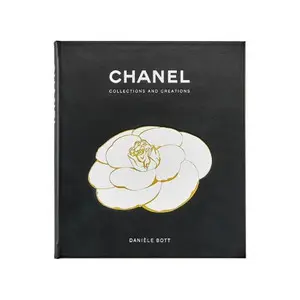 GRAPHIC IMAGE Chanel Collections And Creations Leather Coffee Table Book - Black