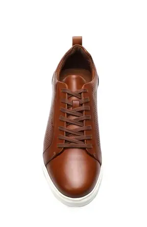 CARLOS BY CARLOS SANTANA Jackson Sneaker - Tan