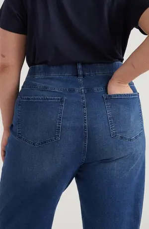 Universal Standard Ella Straight Leg Jeans - True Blue