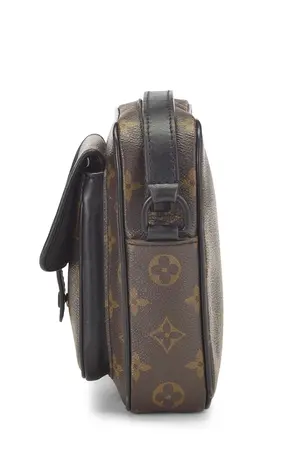LOUIS VUITTON Monogram Macassar Christopher Wearable Wallet