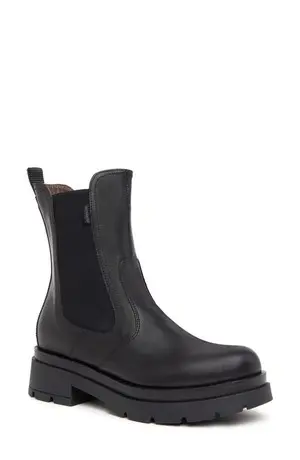 NEROGIARDINI Lug Sole Chelsea Boot - Black