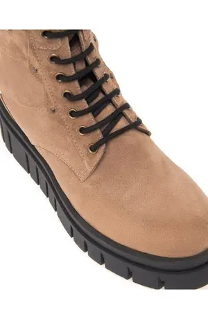 NEROGIARDINI Lug Sole Lace-up Bootie - Brown