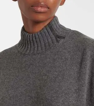 Brunello Cucinelli Monili Cashmere Turtleneck Sweater