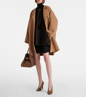 THE ROW Prudens Leather Pumps - Brown