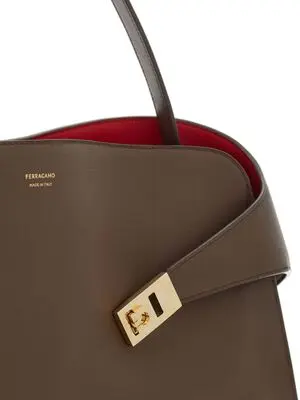 FERRAGAMO Medium Hug Shoulder Bag