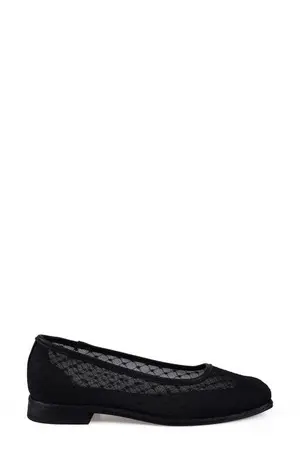 ARTISAN CRAFTED BY ZIGI Queenie Pumps