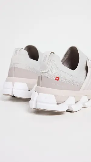 On Cloudswift 3 Sneakers