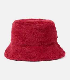 Max Mara Figura Wool And Silk Teddy Bucket Hat - Red