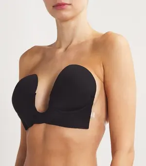 DSIRED Red Carpet Luve Bra - Black