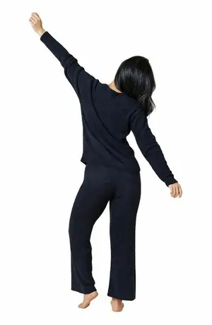 SOFTIES Solid Marshmallow V-neck Lounge Set - Black