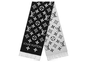 LOUIS VUITTON Essential Scarf