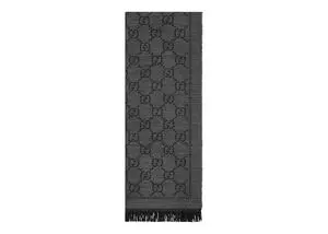 Gucci Gg Jacquard Pattern Knitted Scarf - Grey