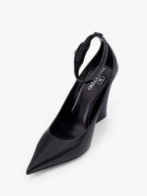Valentino Garavani Patent Leather Vlogo Décolleté With Buckle