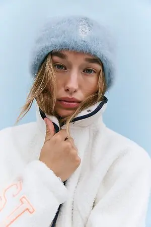 Free People Slopeside Sherpa Earwarmer - Sky Blue/white