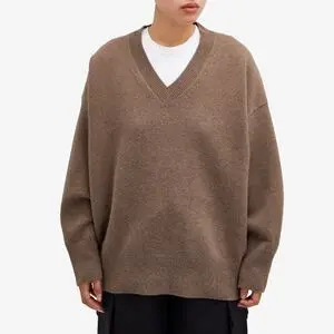 RÓHE Classic V-neck Jumper