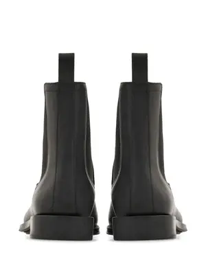 FERRAGAMO Leather Chelsea Boots - Black