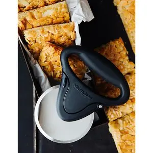 MICROPLANE Logo-embossed Stainless-steel Pizza Cutter 16.5cm