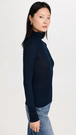 Sold Out NYC The Cashmere Turtleneck - Navy