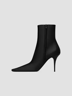 Saint Laurent Ashley Booties In Smooth Leather - Black