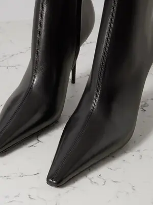 Saint Laurent Ashley Leather Ankle Boots - Black