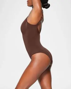 SKIMS Seamless Sculpt Brief Bodysuit Cocoa