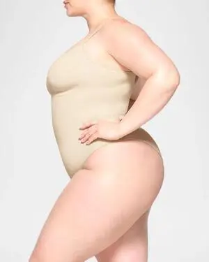 SKIMS Seamless Sculpt Brief Bodysuit - Sand
