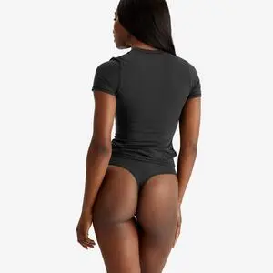 SKIMS Fits Everybody Thong - Onyx
