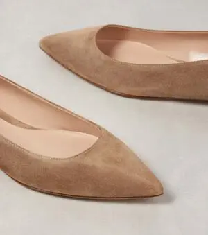 GIANVITO ROSSI Suede Ballet Flats - Beige