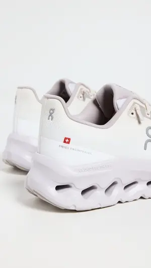 On Cloudtilt Sneakers