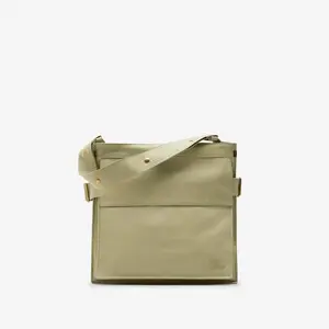 Burberry Burberry Medium Trench Tote Hunter