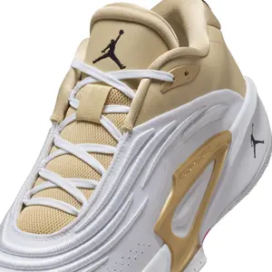 JORDAN Luka 3 Se "matador" Basketball Shoes