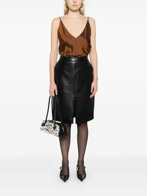 BETTTER V-neck Tank Top