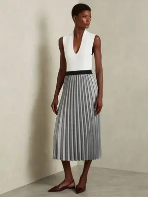 REISS Nova Checked Pleated Midi Skirt