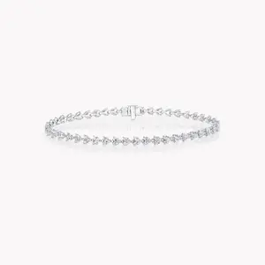 Graff Classic Heart Shape Diamond Bracelet - White Gold