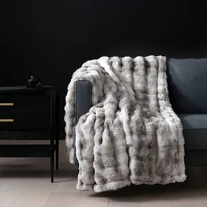 Brookstone Pillow, Throws & Blankets
