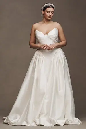 Plunging Sweetheart Taffeta Gowns