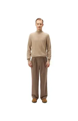 Gobi Cashmere Essential Mock Neck Cashmere Sweater - Warm Grey