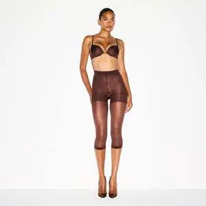 SKIMS Hosiery Shaping Capri Tights - Cocoa