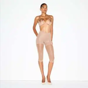 SKIMS Shaping Capri Tights | Deep Neutral | 2xs | Hosiery Sienna
