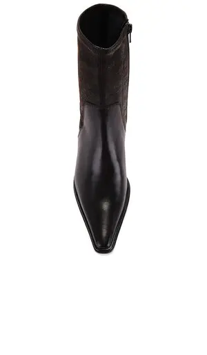 VAGABOND SHOEMAKERS Giselle Boot