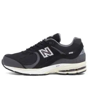 NEW BALANCE M2002rxt Sneakers