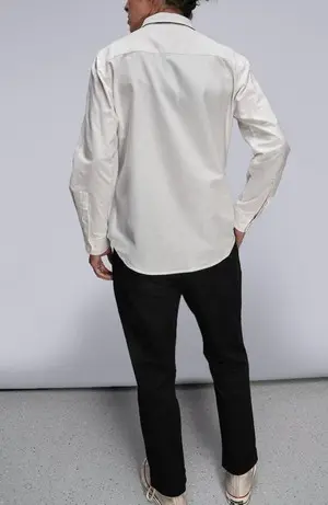 WILDFANG The Essential Long Sleeve Oxford Button-up - White