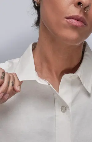 WILDFANG The Essential Long Sleeve Oxford Button-up - White