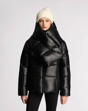 ALPENHAUS Winekka 2-in-1 Reversible Puffer With Removable Scarf - Black