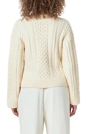 Endless Rose Cable Stitch Sweater