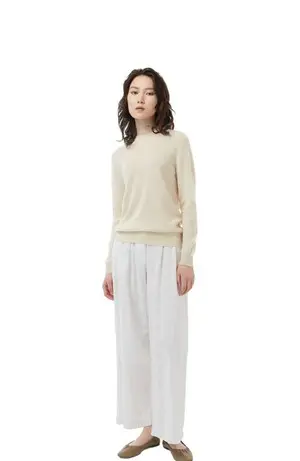 GOBI CASHMERE Cashmere Hat And Crew Neck Sweater Set