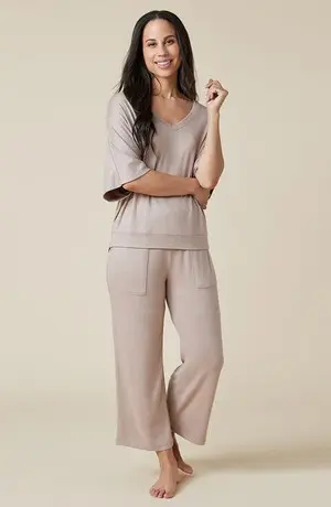 SOFTIES Dream Jersey Relaxed V-Neck Capri Lounge Set Coco