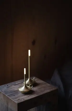 WICK BY GRAYPANTS Wick Short Rechargeable Table Light - Brass